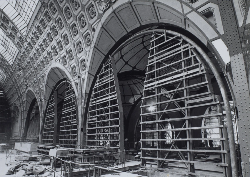 Construction des salles sous les coupoles de l'ancien vestibule - Jim ...