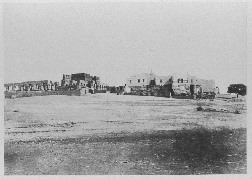 Louqsor - Une partie du Temple et maison française - Louis de Clercq ...
