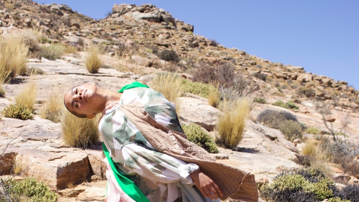 Dance Among the Water Lilies • Robyn Orlin, How to thank flowers for ...