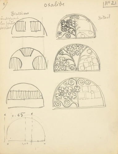 Fleur d'oxalide utilisée pour le motif d'une imposte de porte d'entrée ...