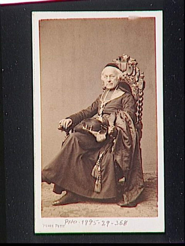 Monseigneur Menjaud, aumonier de l'empereur - Pierre Lanith Petit ...