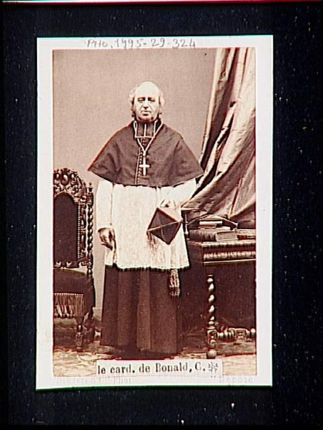 Cardinal de Bonald - André Adolphe Eugène Disdéri | Musée d'Orsay