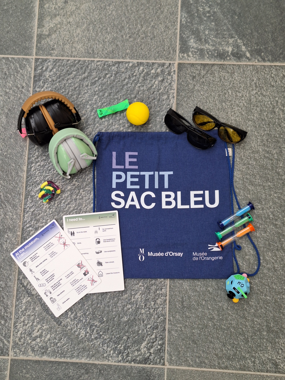 The little blue bag | Musée de l'Orangerie