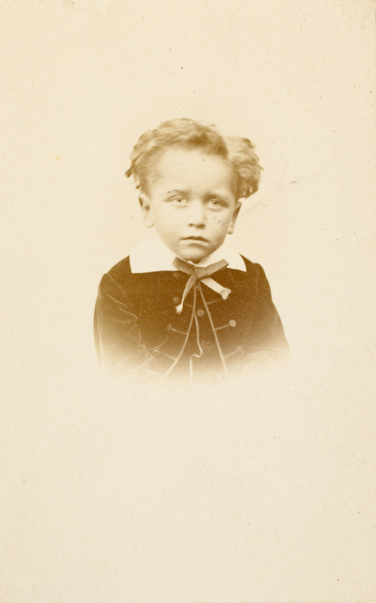 Edouard Eiffel enfant en buste - Michel Berthaud | Musée d'Orsay