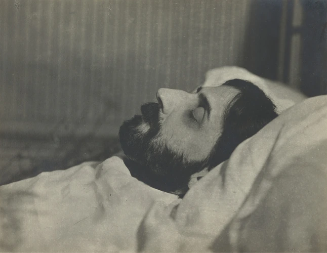 Marcel Proust sur son lit de mort - Man Ray | Musée d'Orsay